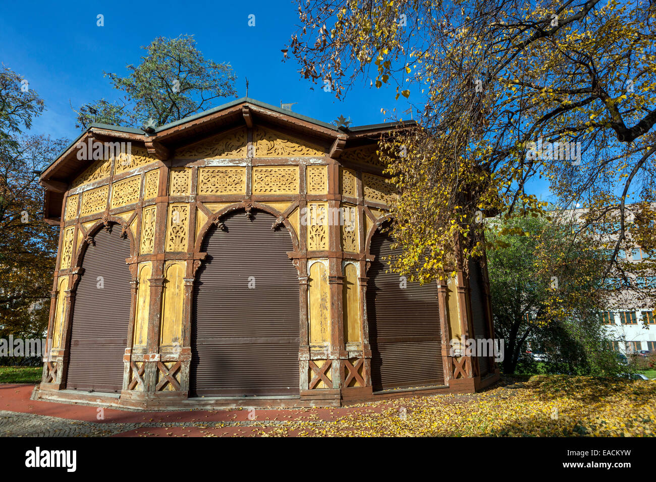 Central park carousel hi-res stock photography and images - Alamy