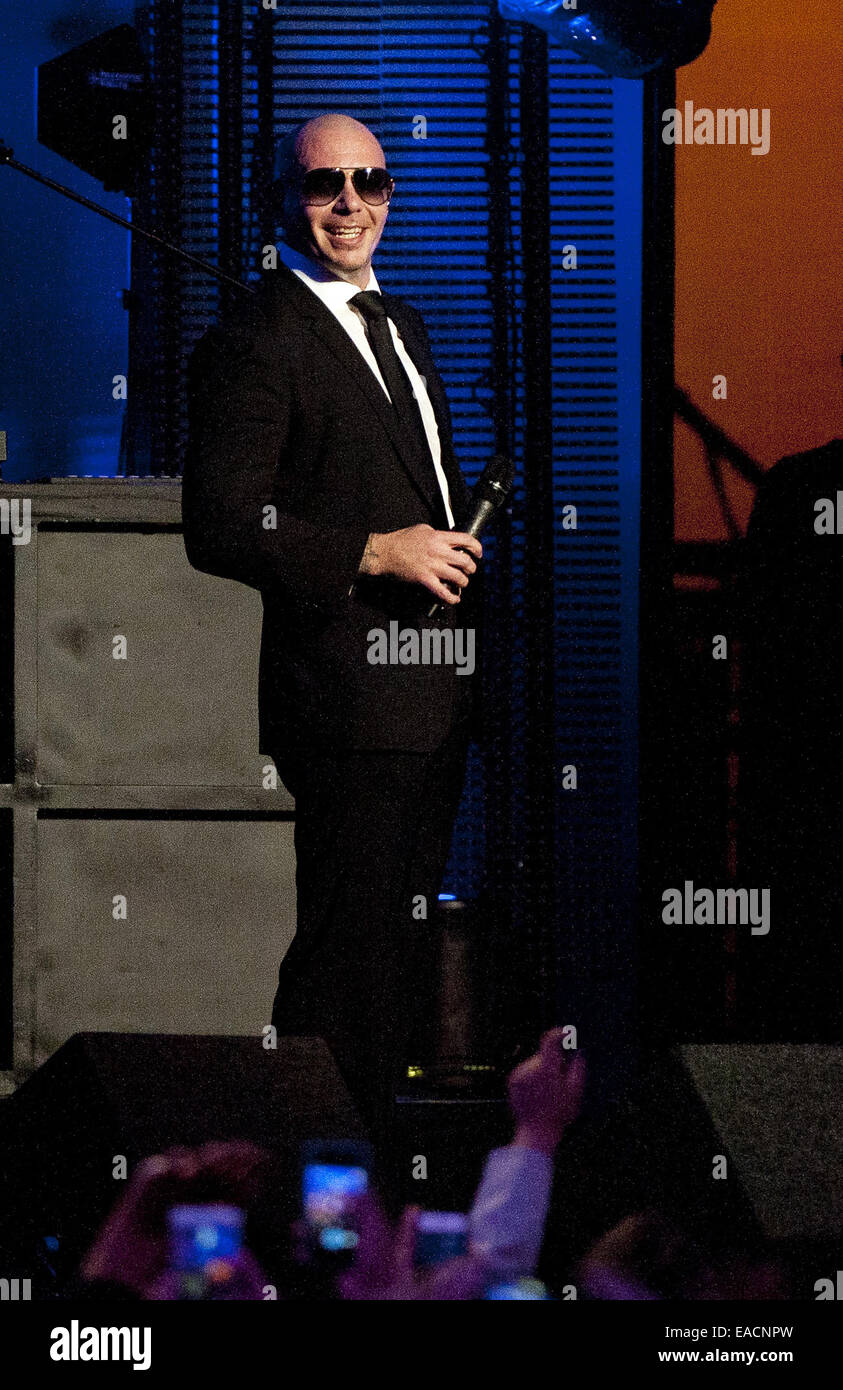 Hollywood, California, USA. 11th Nov, 2014. Miami Rapper PITBULL ...