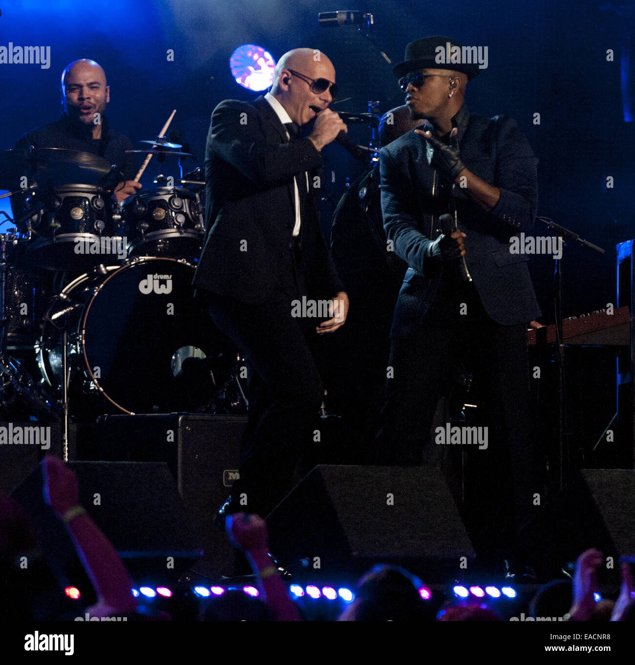 Hollywood, California, USA. 11th Nov, 2014. Miami Rapper PITBULL ...