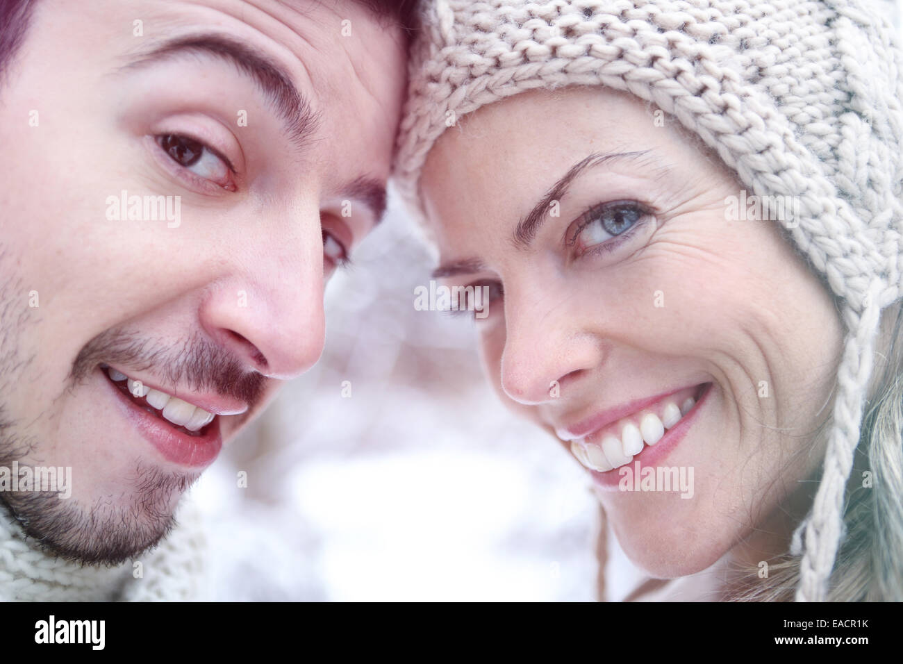 Putting heads together hi-res stock photography and images - Alamy