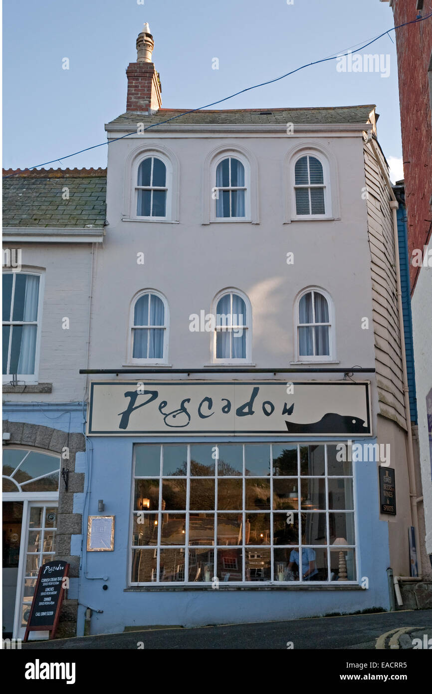 Pescadou shop in Padstow Cornwall Stock Photo - Alamy