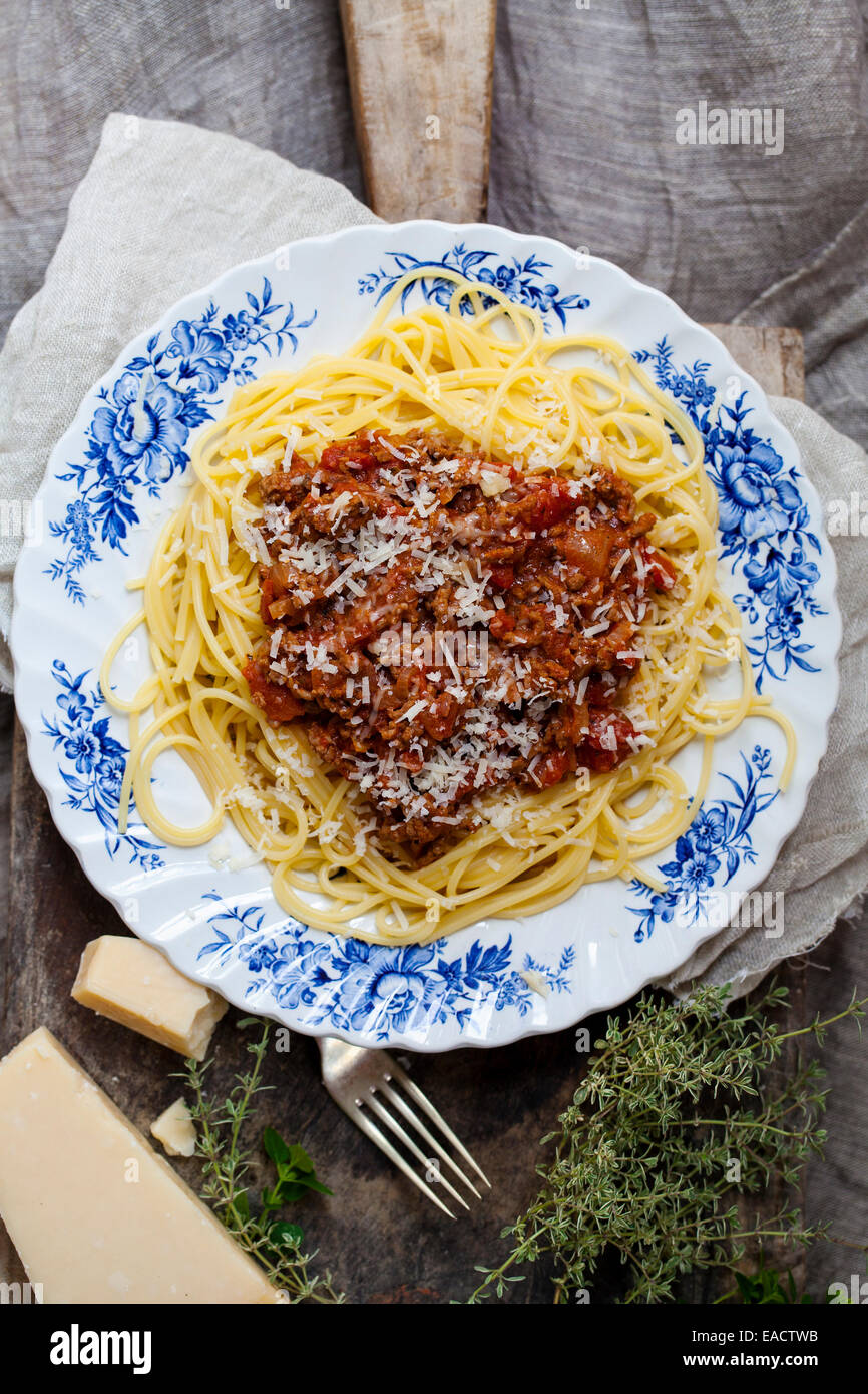 Spaghetti bolognese pan hi-res stock photography and images - Alamy