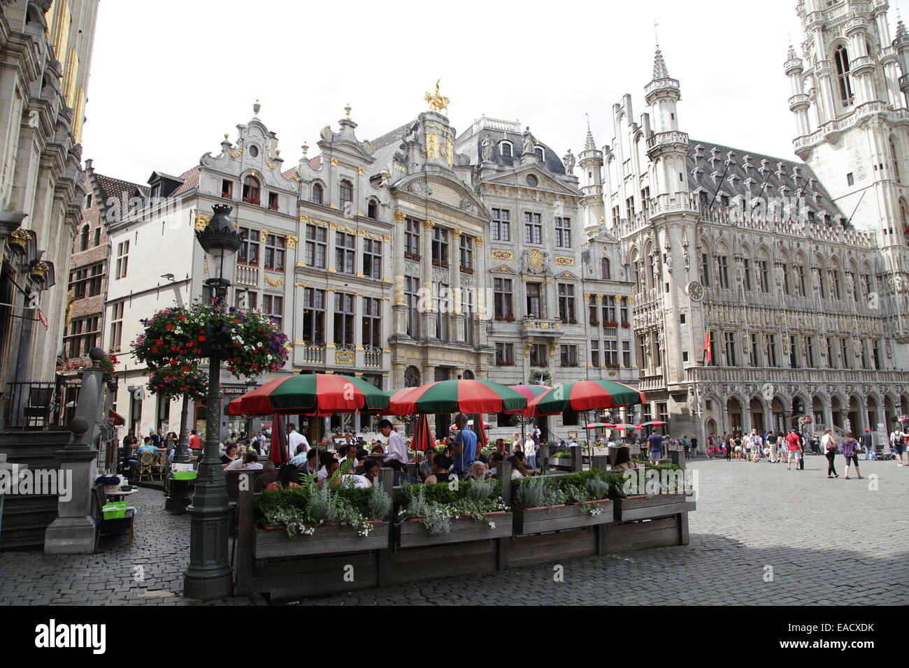 Restaurant at La Grand-Place in Brussels.Belgium.a UNESCO World ... Restaurant at La Grand-Place in Brussels.Belgium.a UNESCO World ...
