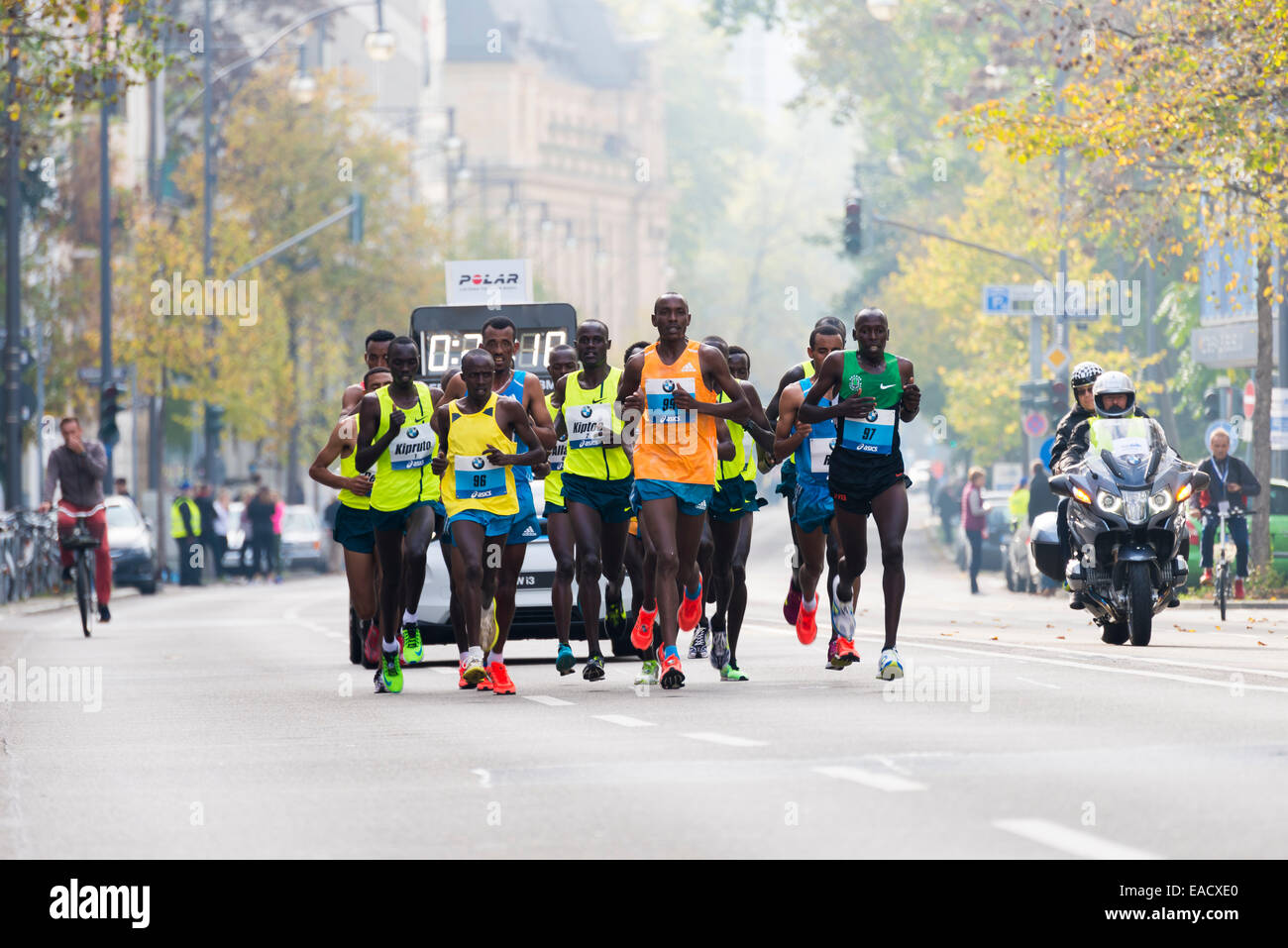 Elite hi-res stock photography and images - Alamy