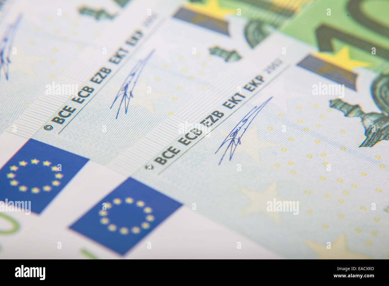 100 euro notes hi-res stock photography and images - Alamy