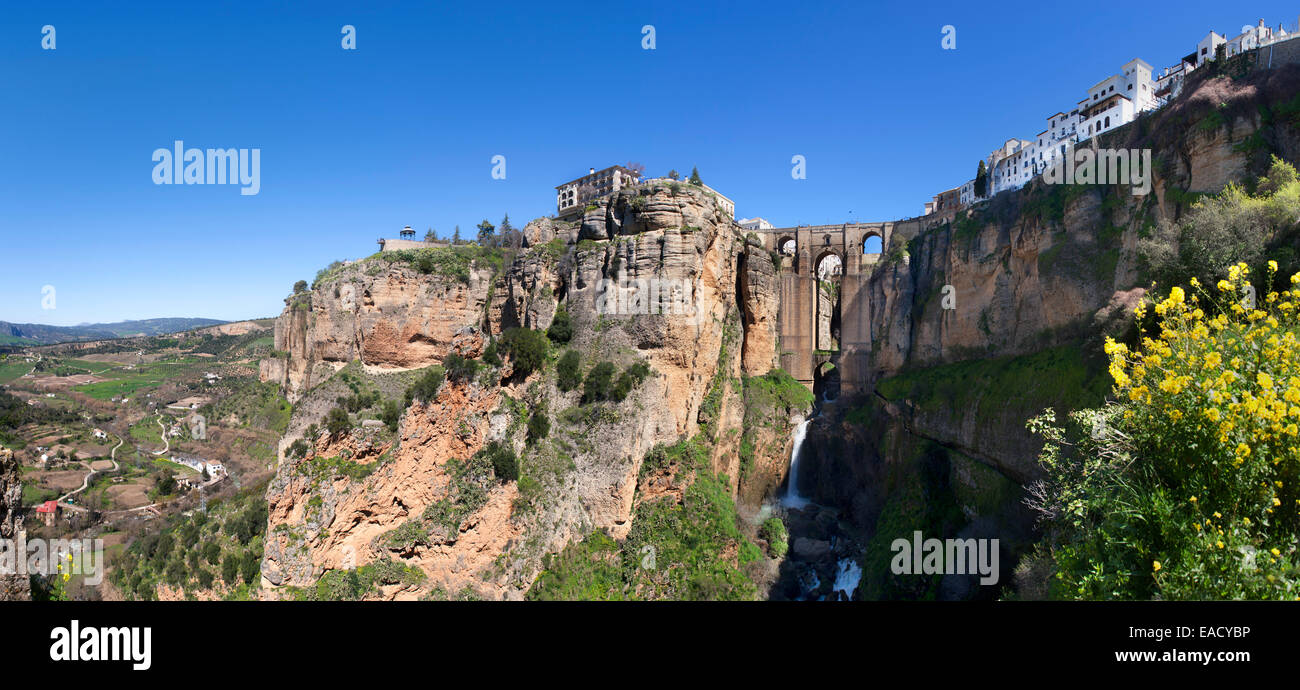 City outdoors historic historic monuments hi-res stock photography and ...