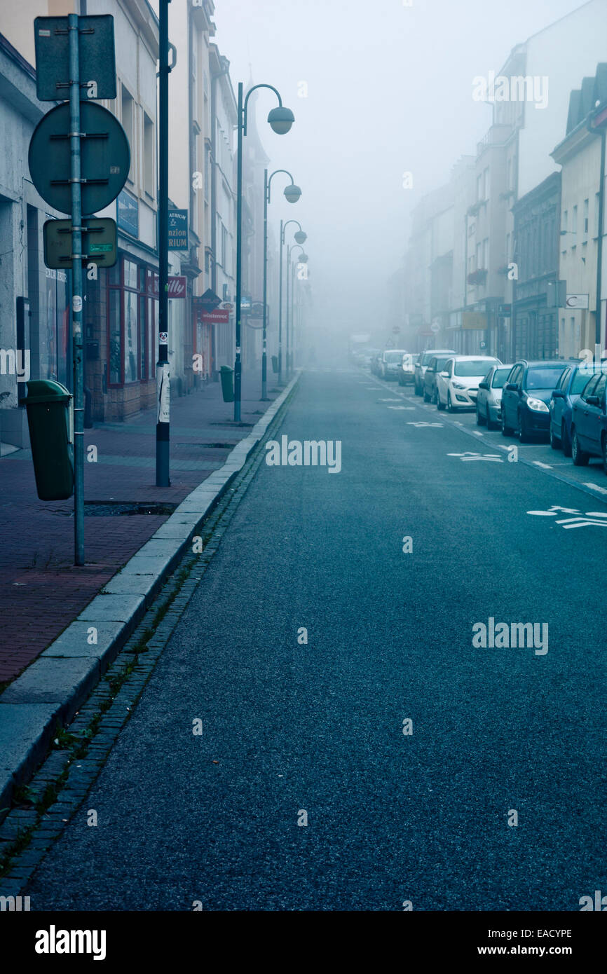 empty city road Stock Photo - Alamy