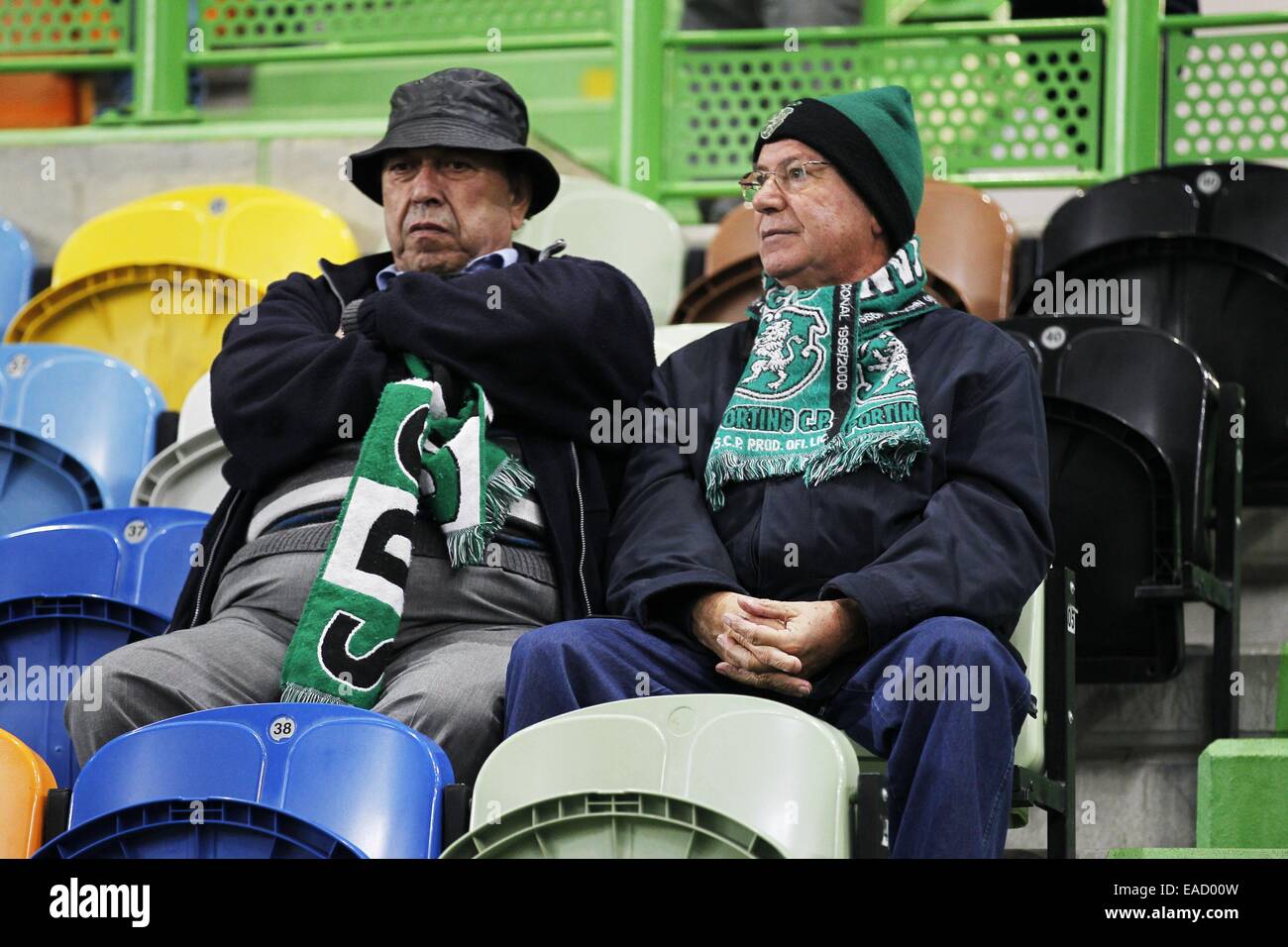 Sporting lisbon fans hi-res stock photography and images - Alamy