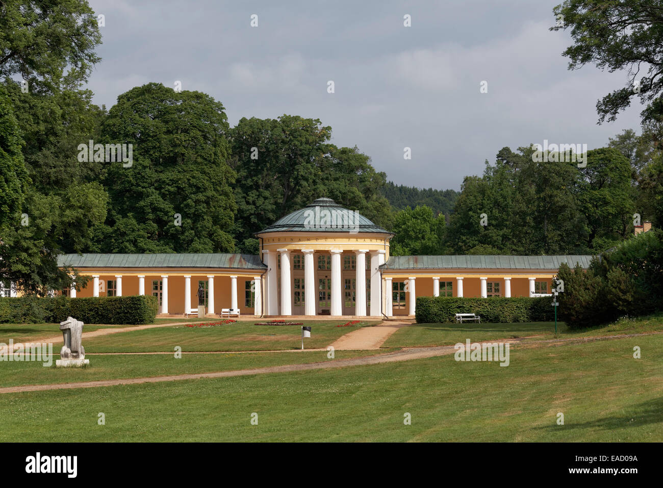 Source pavilion hi-res stock photography and images - Alamy