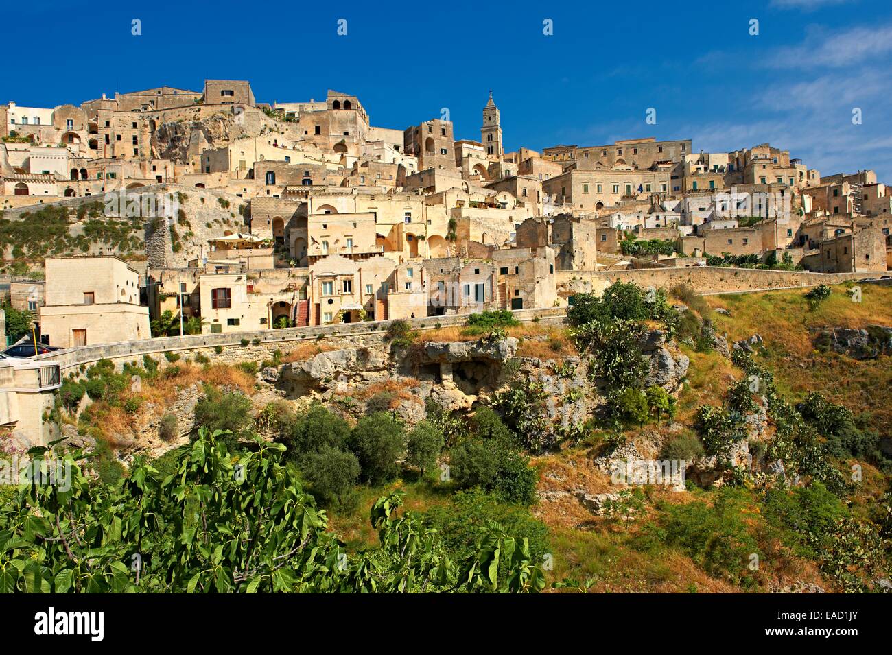 Ancient cave dwellings hi-res stock photography and images - Alamy