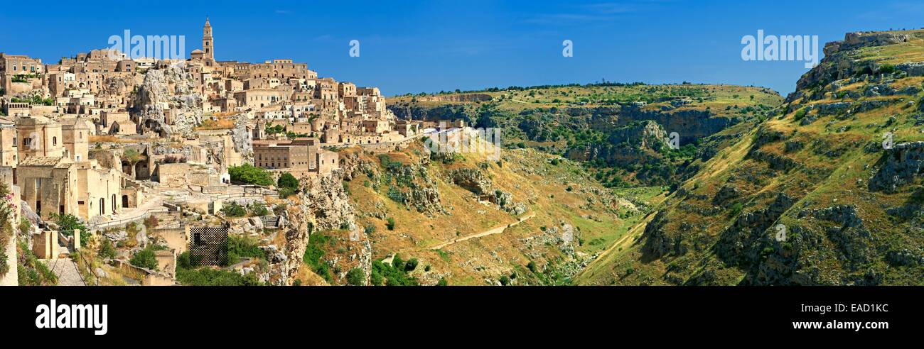Townscape of Matera with the ancient cave dwellings, known as Sassi ...