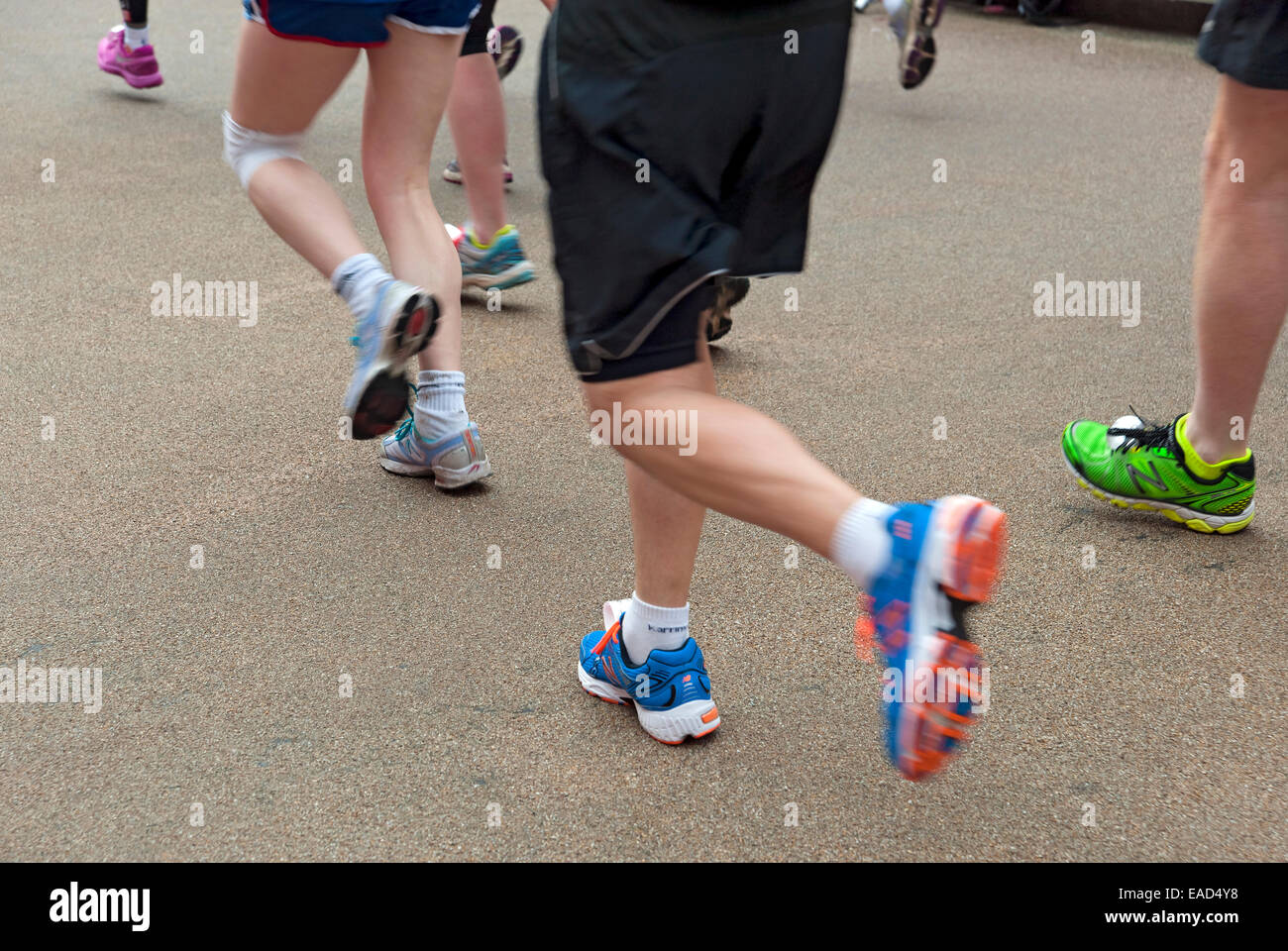 Long distance road running competitor hi-res stock photography and ...
