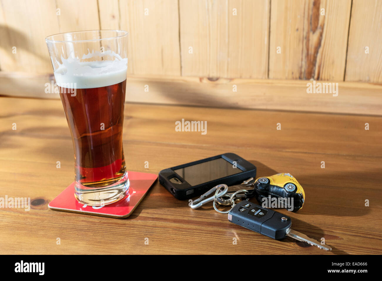 Drunk man mobile phone hi-res stock photography and images - Alamy