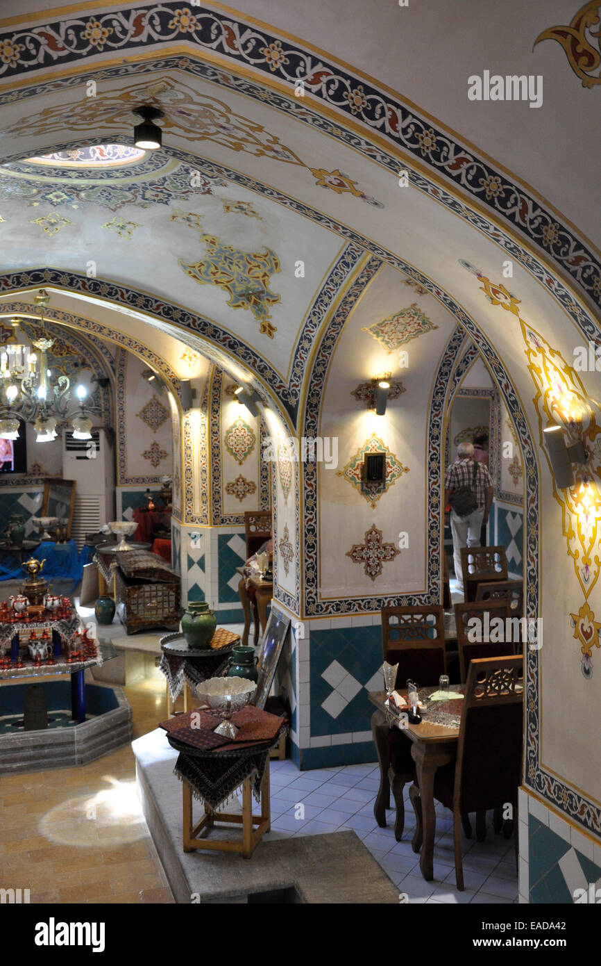 Iran, isfahan, traditional restaurant Stock Photo - Alamy