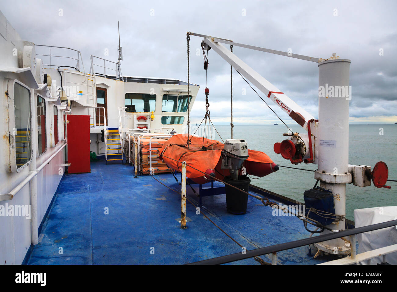 Slewing single arm hi-res stock photography and images - Alamy