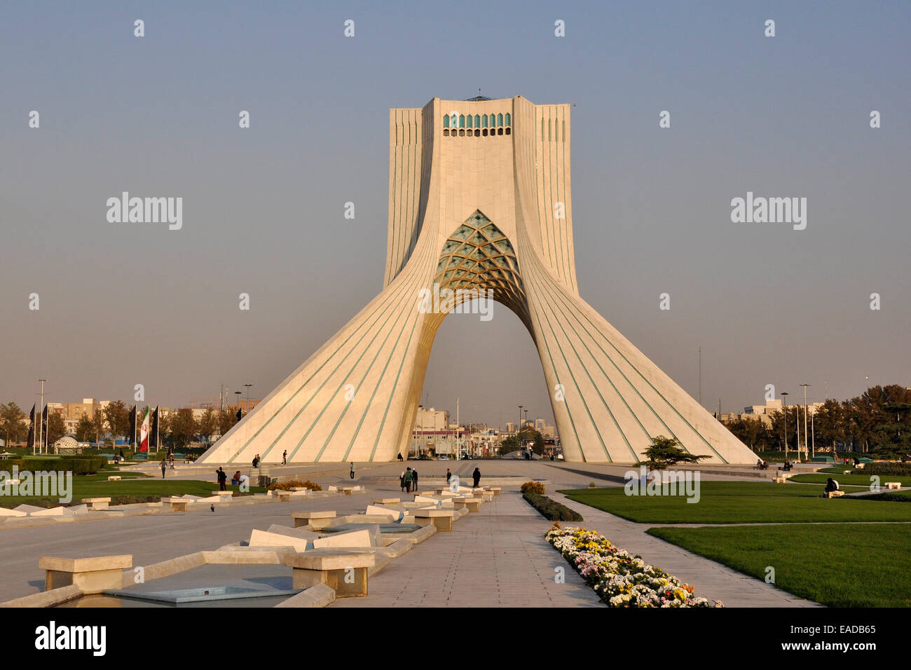 Azadi tower king memorial tower hi-res stock photography and images - Alamy