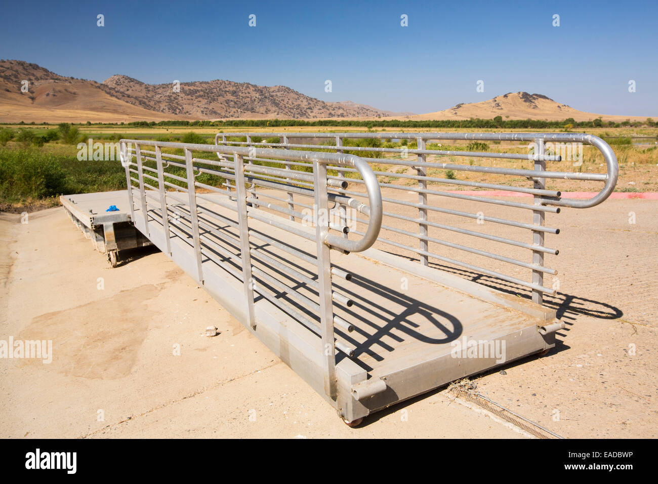 Concrete ramp hi-res stock photography and images - Alamy