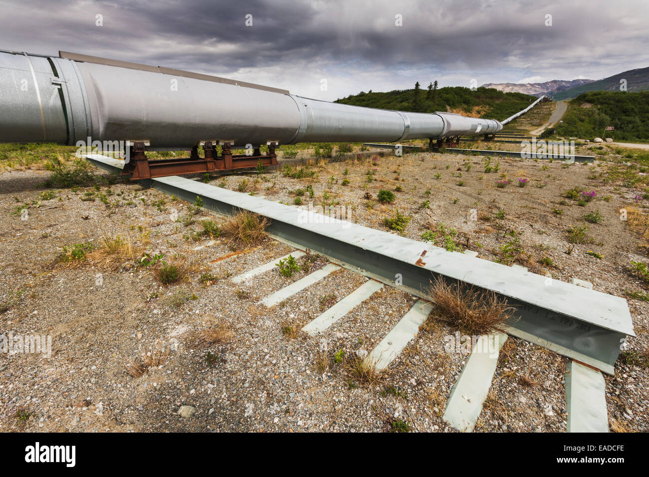 Earthquake resistant hi-res stock photography and images - Alamy