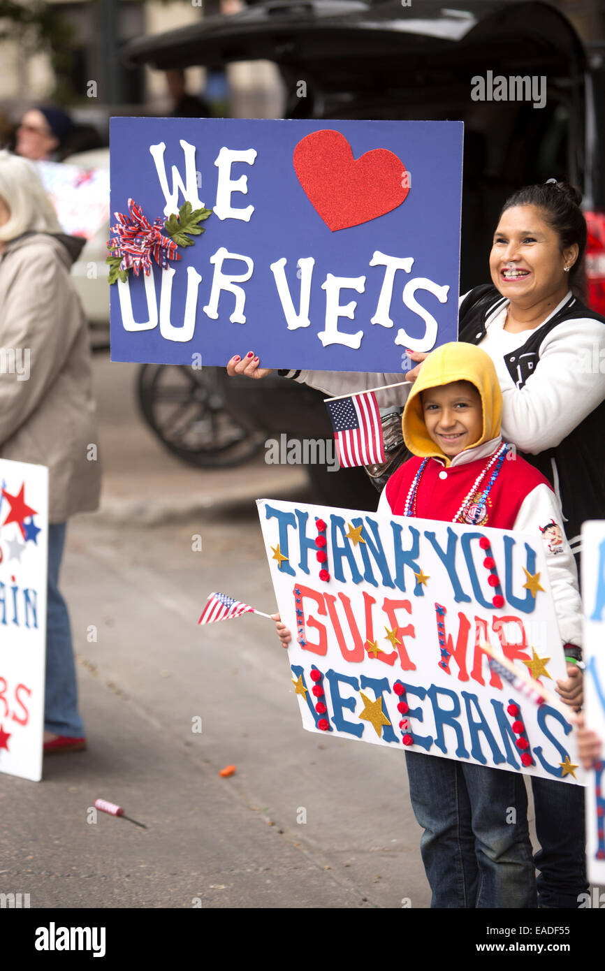 Well wishers line up on sidewalk on Congress Avenue in Austin, Texas to ...
