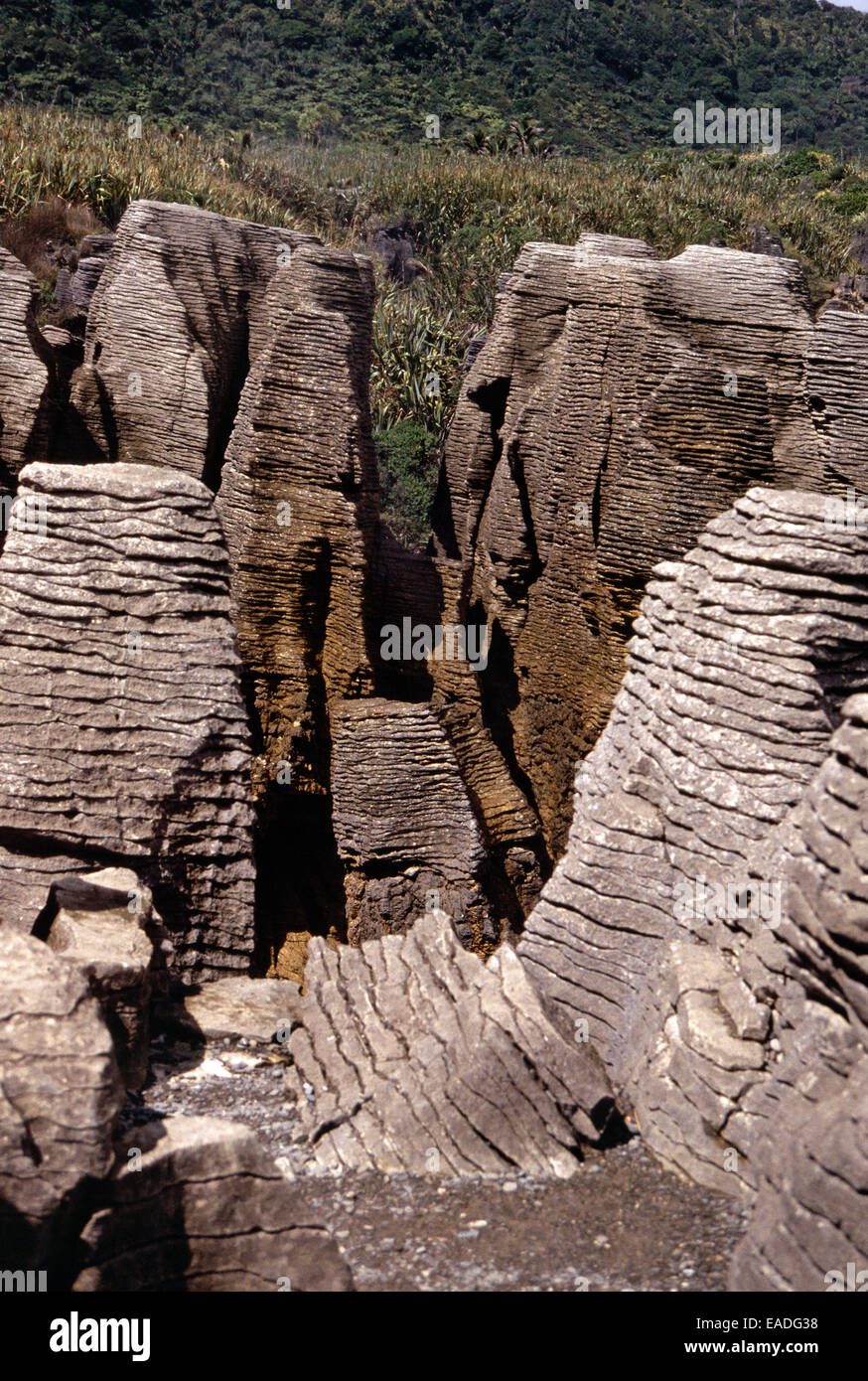 Pancake rocks and blowholes hi-res stock photography and images - Alamy