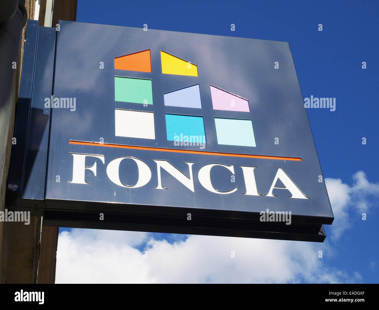 Foncia Logo Garbage & Recycling Pick Up By Kluesner Sanitation City