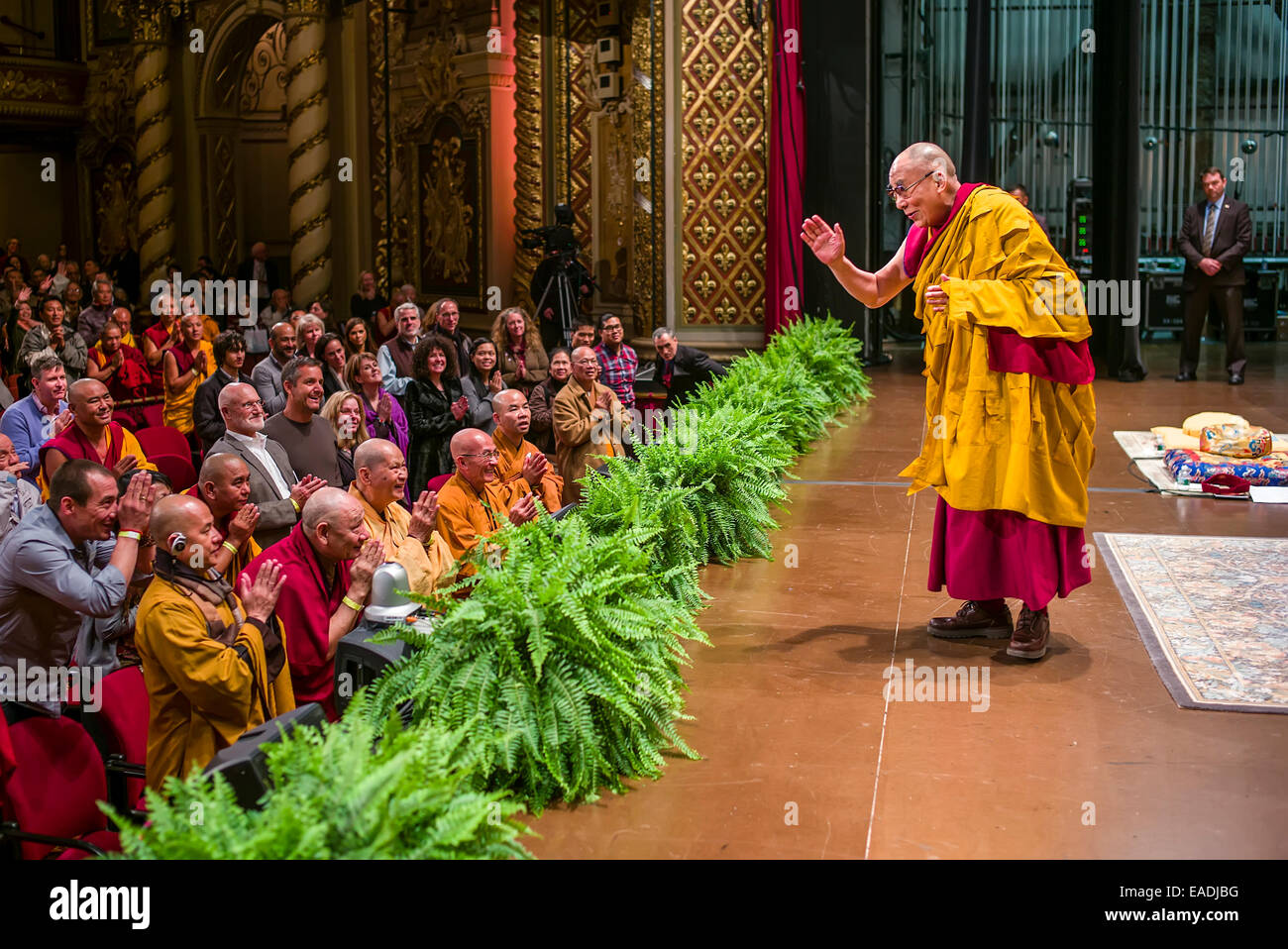 His Holiness the 14 Dalai Lama teaches lessons on Buddhism at the Wang ...