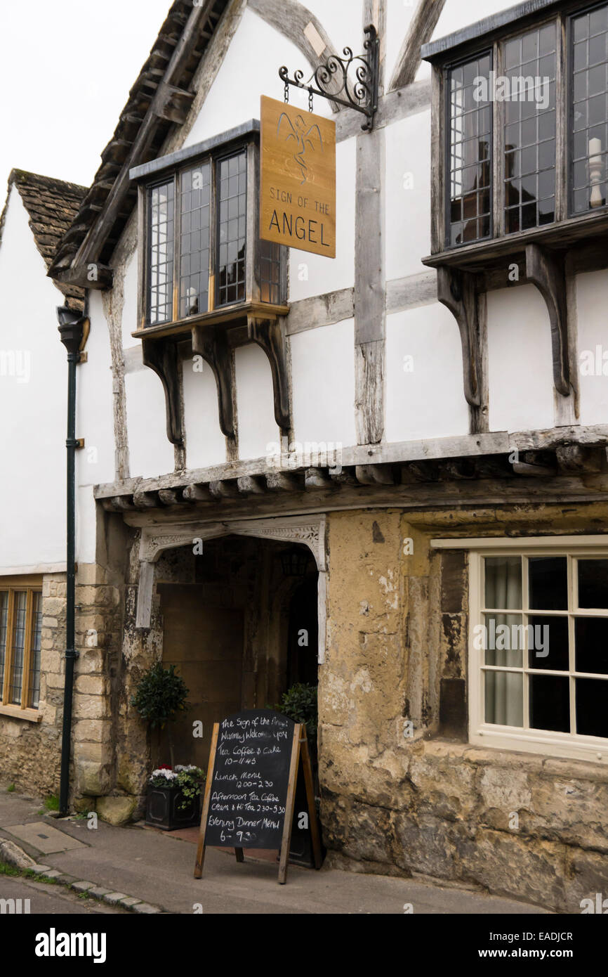Sign of the angel lacock hi-res stock photography and images - Alamy