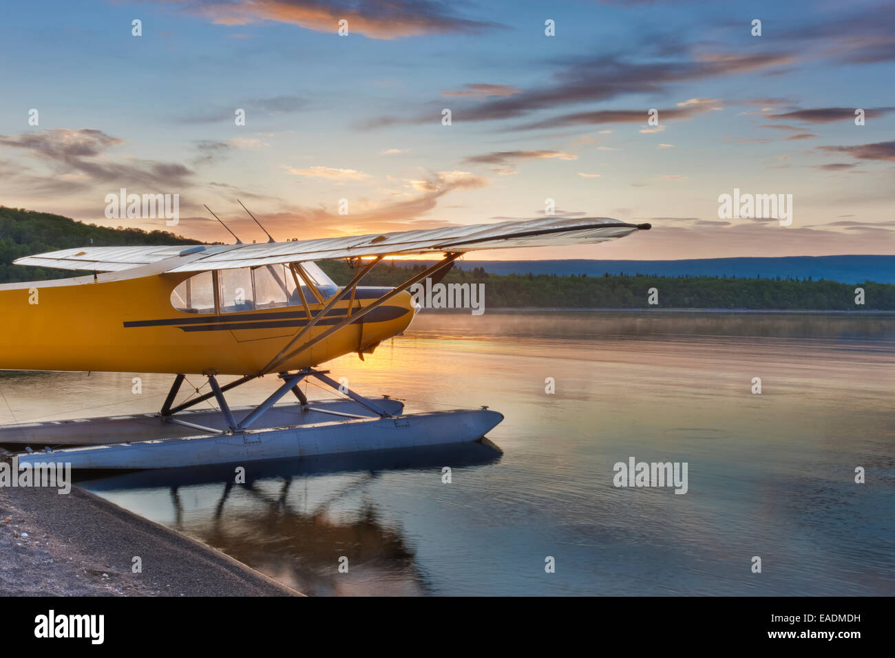 Supercub hi-res stock photography and images - Alamy