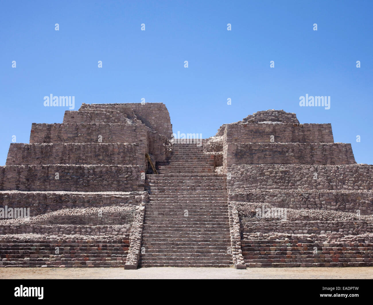 Otomi indigenous hi-res stock photography and images - Alamy