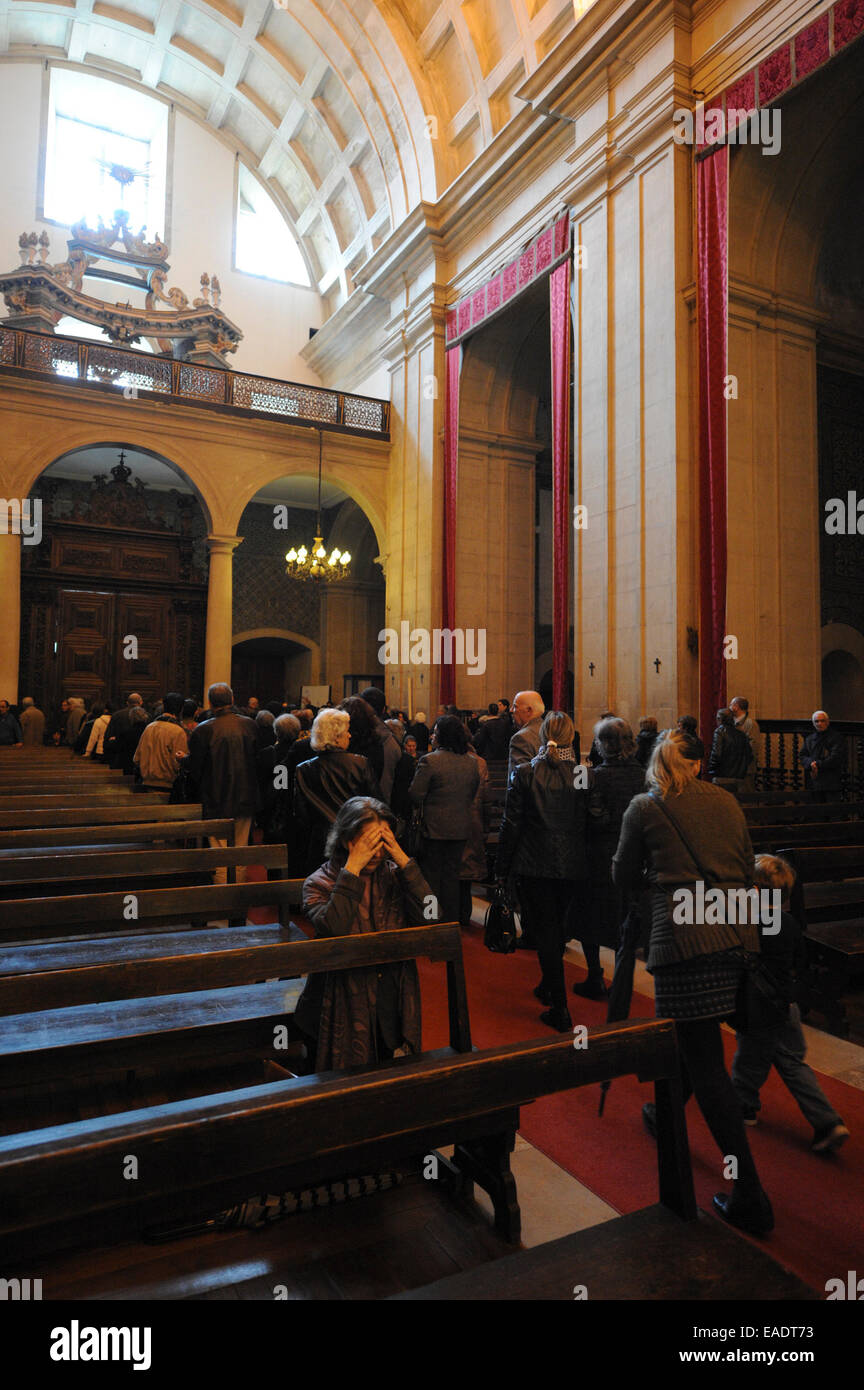 Woman praying in church Stock Photo - Alamy