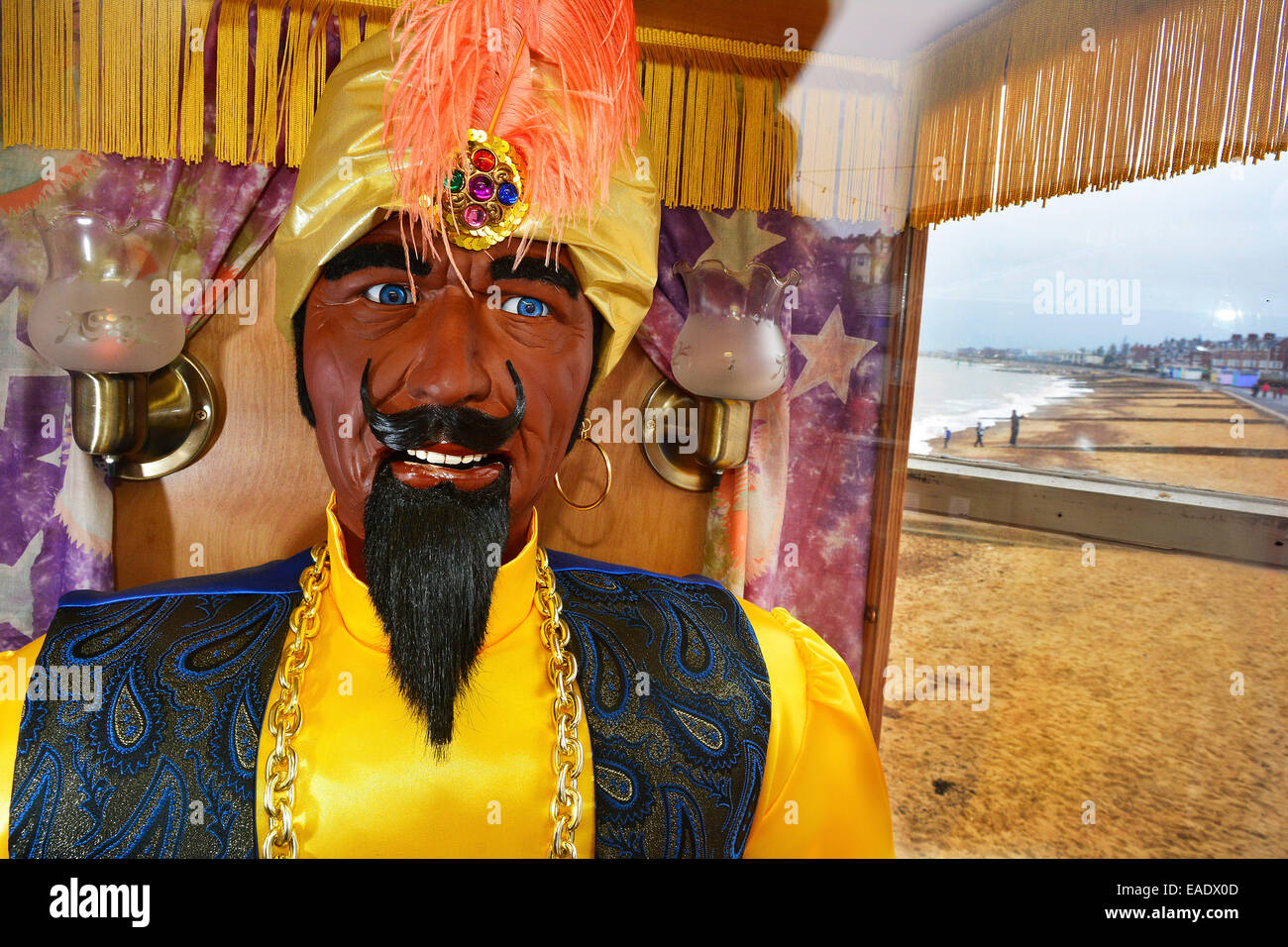 Zoltar the Magnificent, Felixtowe Pier Stock Photo - Alamy