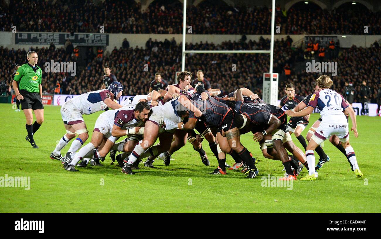 Melee rugby hi-res stock photography and images - Alamy