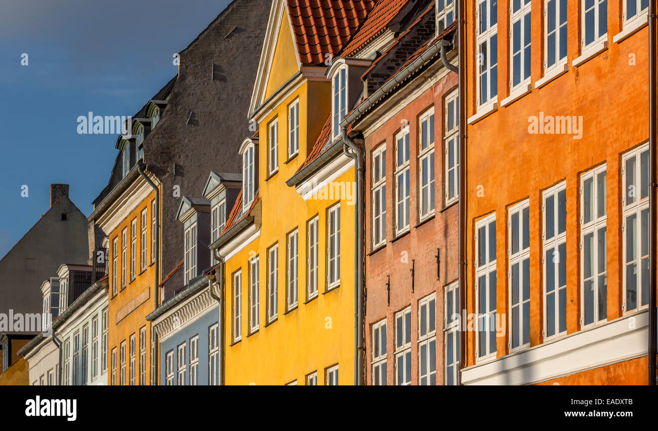 Row of houses, Nyhavn, Copenhagen harbour, Copenhagen, Denmark Stock ...