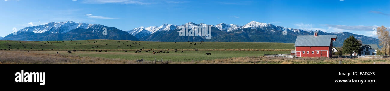 Panorama of Oregon's Wallowa Valley Stock Photo - Alamy