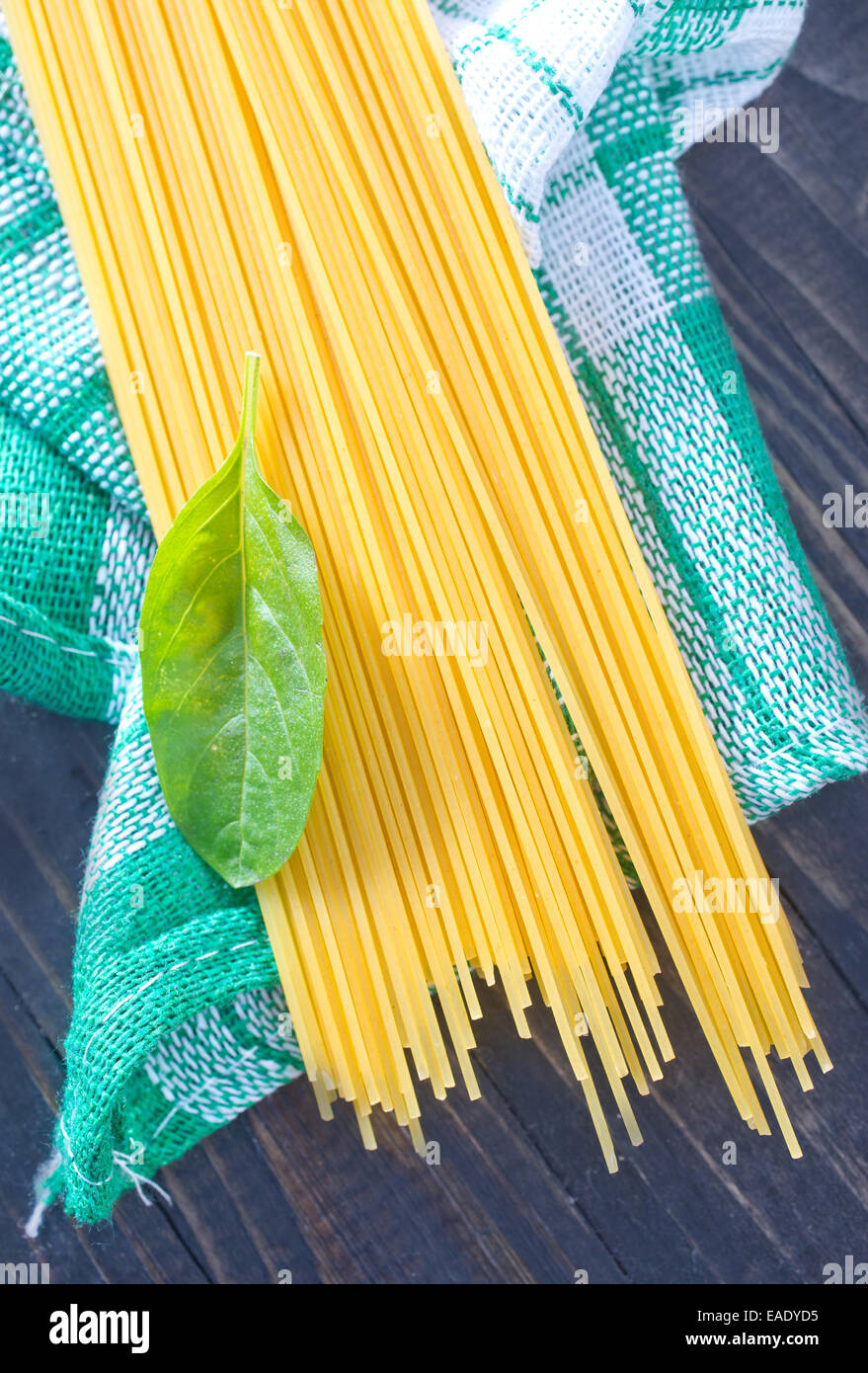 Dried strands pasta hi-res stock photography and images - Alamy