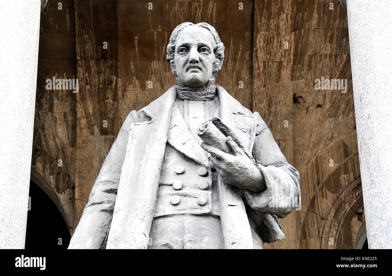 George Stephenson statue on facade of the old railway station ...