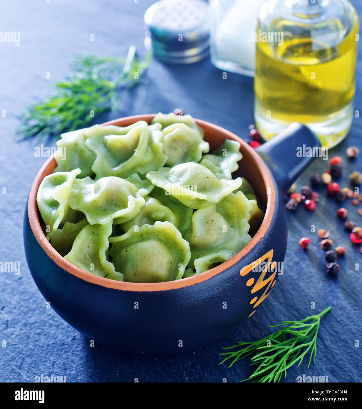 Ravioli pasta fresca hi-res stock photography and images - Alamy