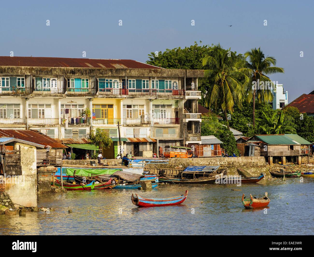 Sittwe, Rakhine, Myanmar. 10th Nov, 2014. The town of Sittwe seen from ...