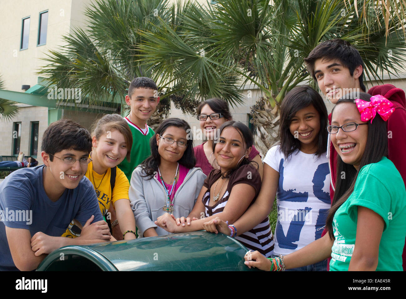 Students pose for picture outside Achieve Early College High School in ...