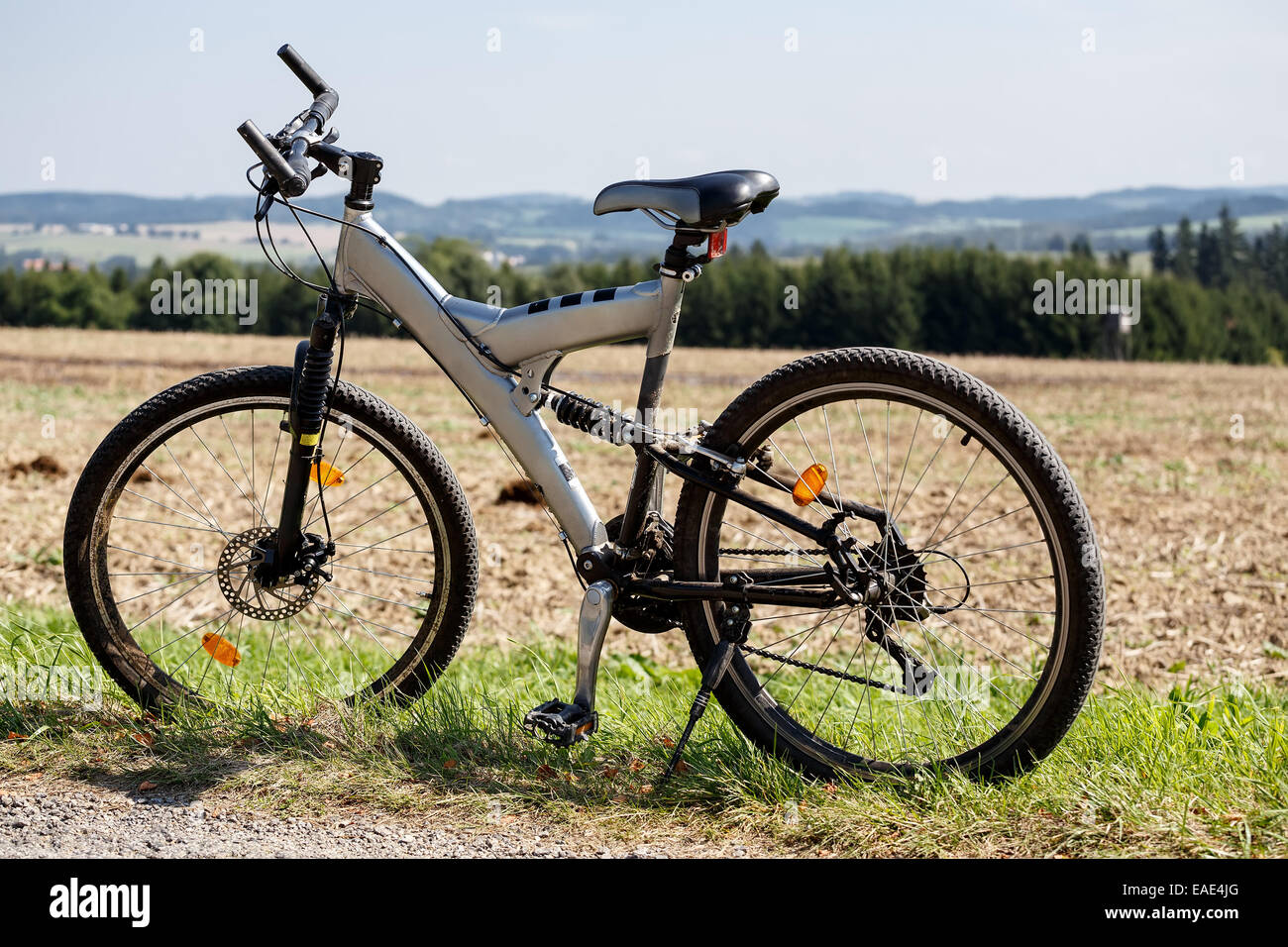 detail of MTB bike parked in grass, rural scene, outdoor activity Stock ...