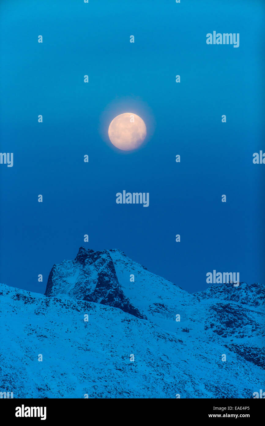 full moon over mount Hollendaren Stock Photo - Alamy