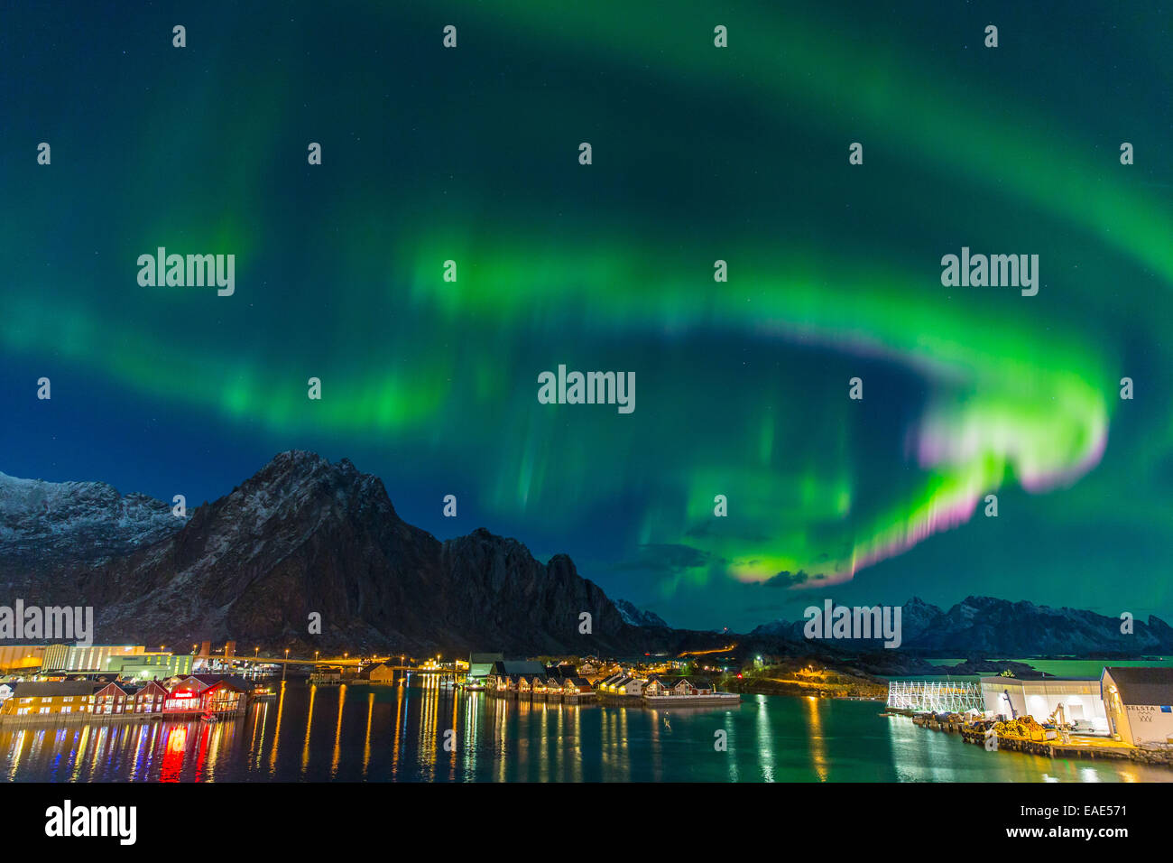 aurora over Lofot islands Stock Photo - Alamy