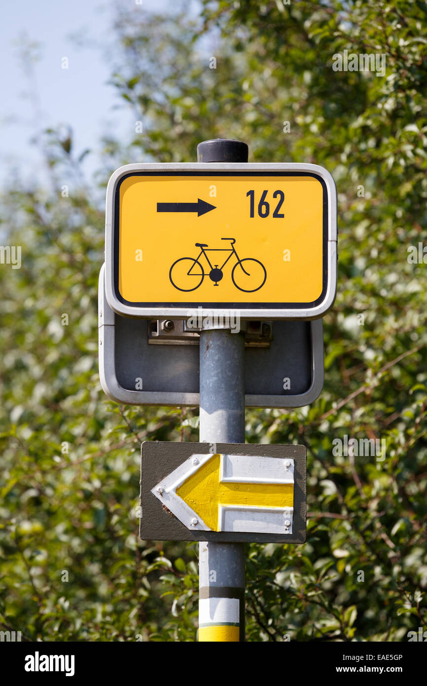 The starting point of road hi-res stock photography and images - Alamy
