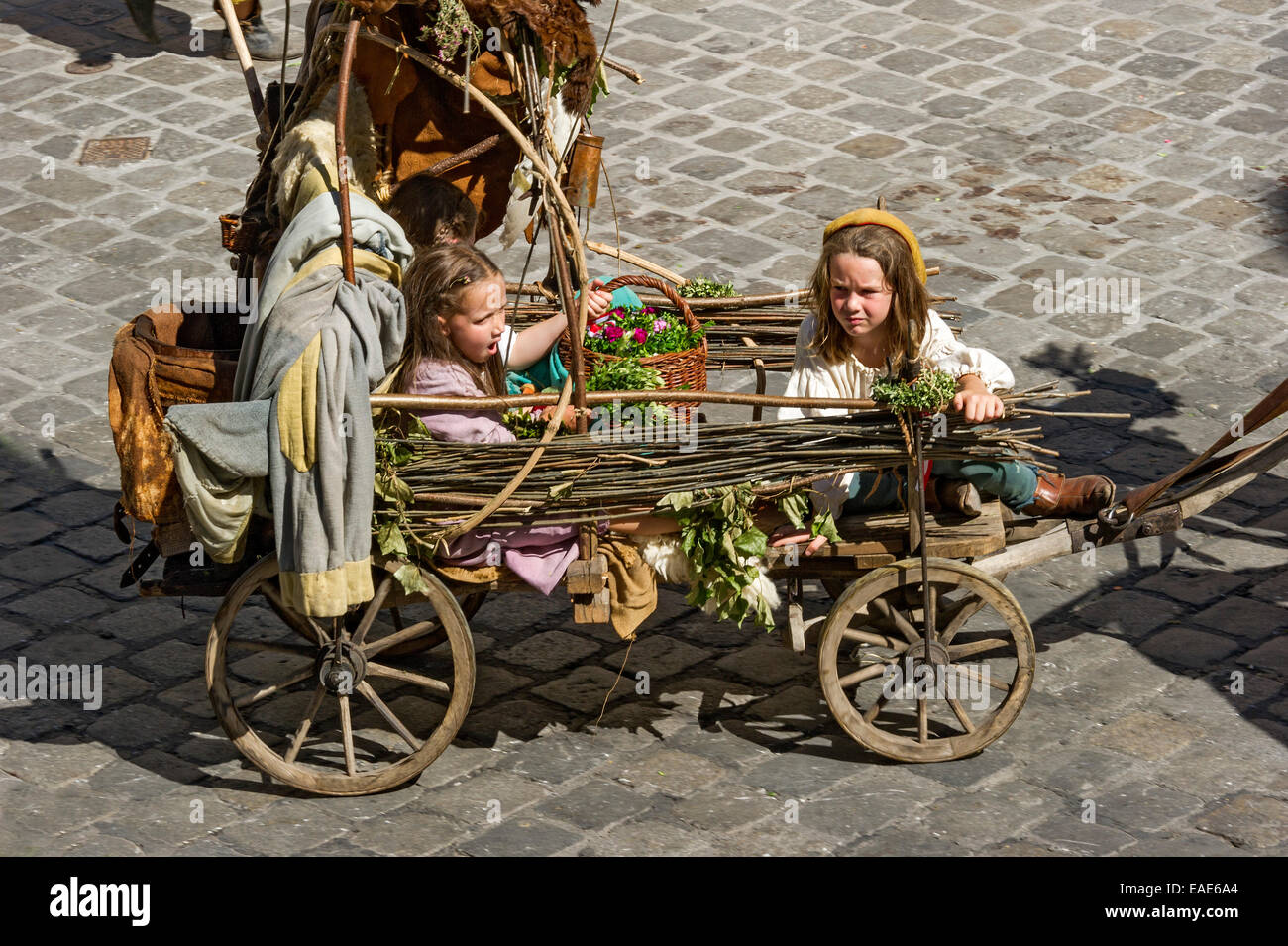 Impoverished children hi-res stock photography and images - Alamy