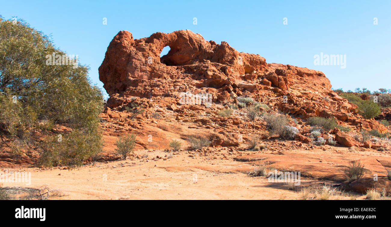 bizarre rock formation in Australian outback Stock Photo - Alamy