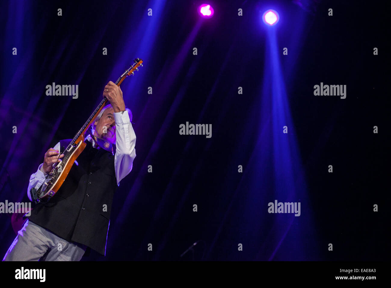 Jazz musician (guitarist) John Mclaughlin performs with the 4th ...