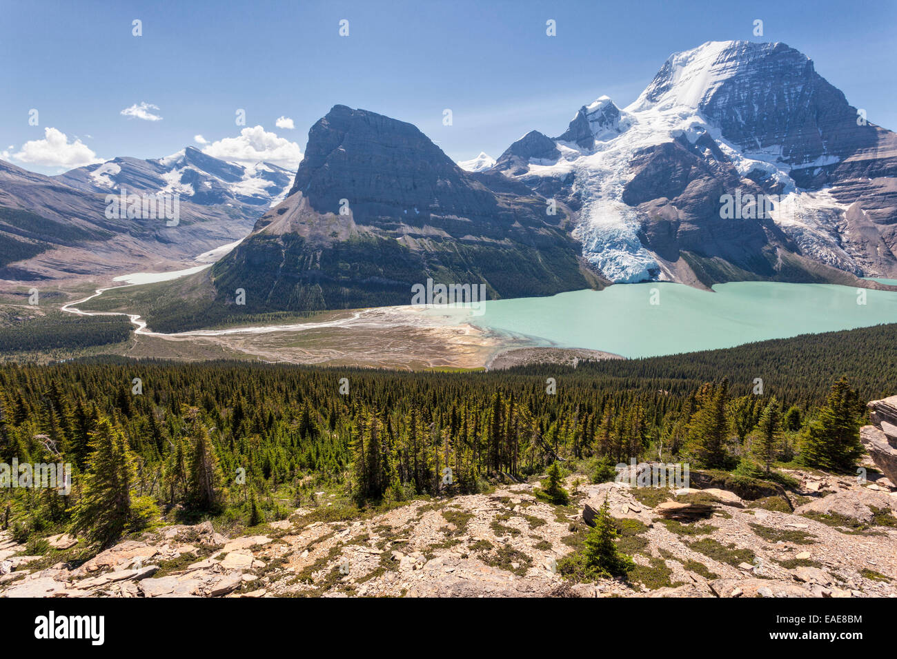 Mount Robson and Berg Lake, Mount Robson Provincial Park, British ...