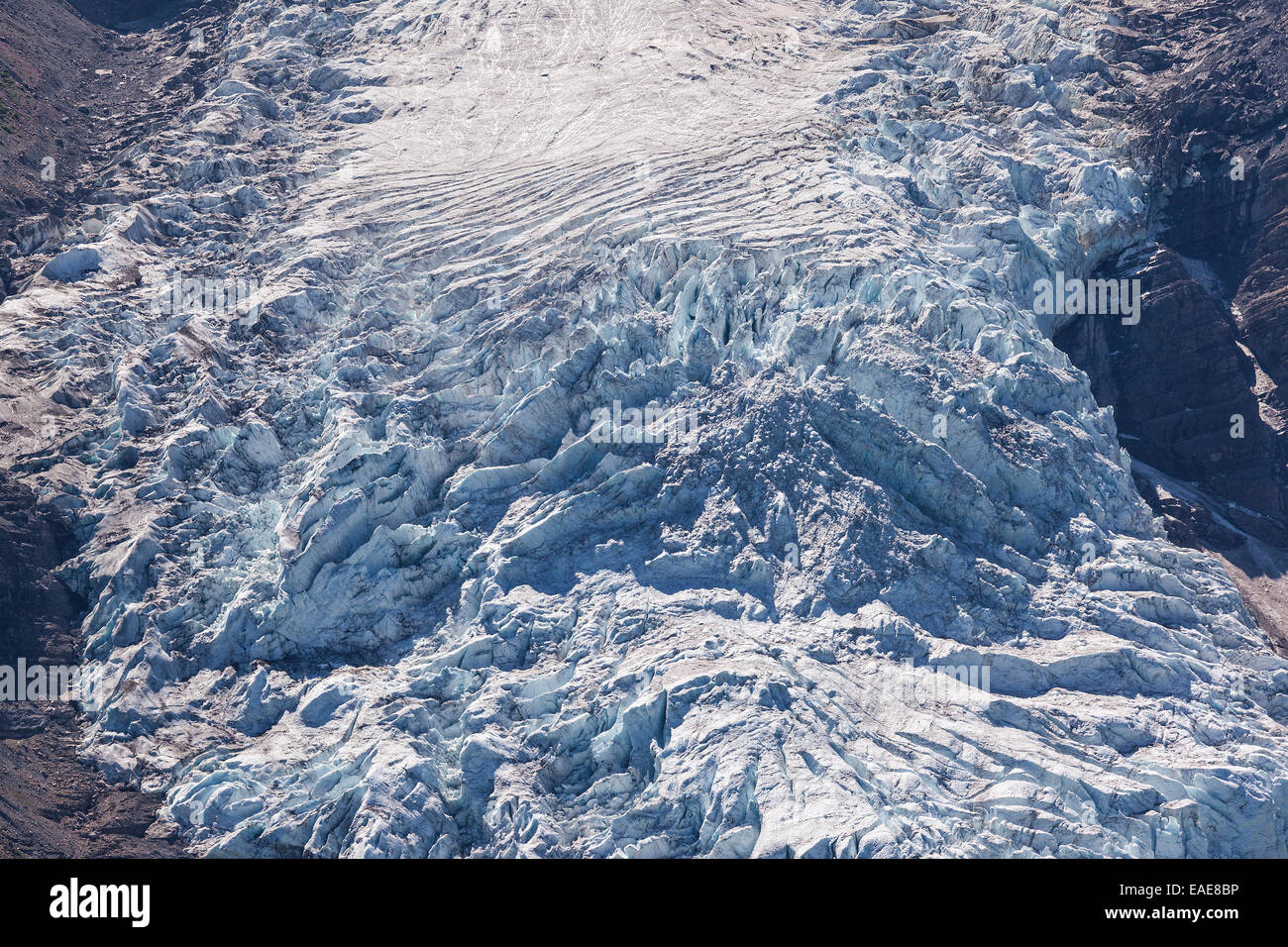 Icefall of Berg Glacier, Mount Robson Provincial Park, British Columbia ...