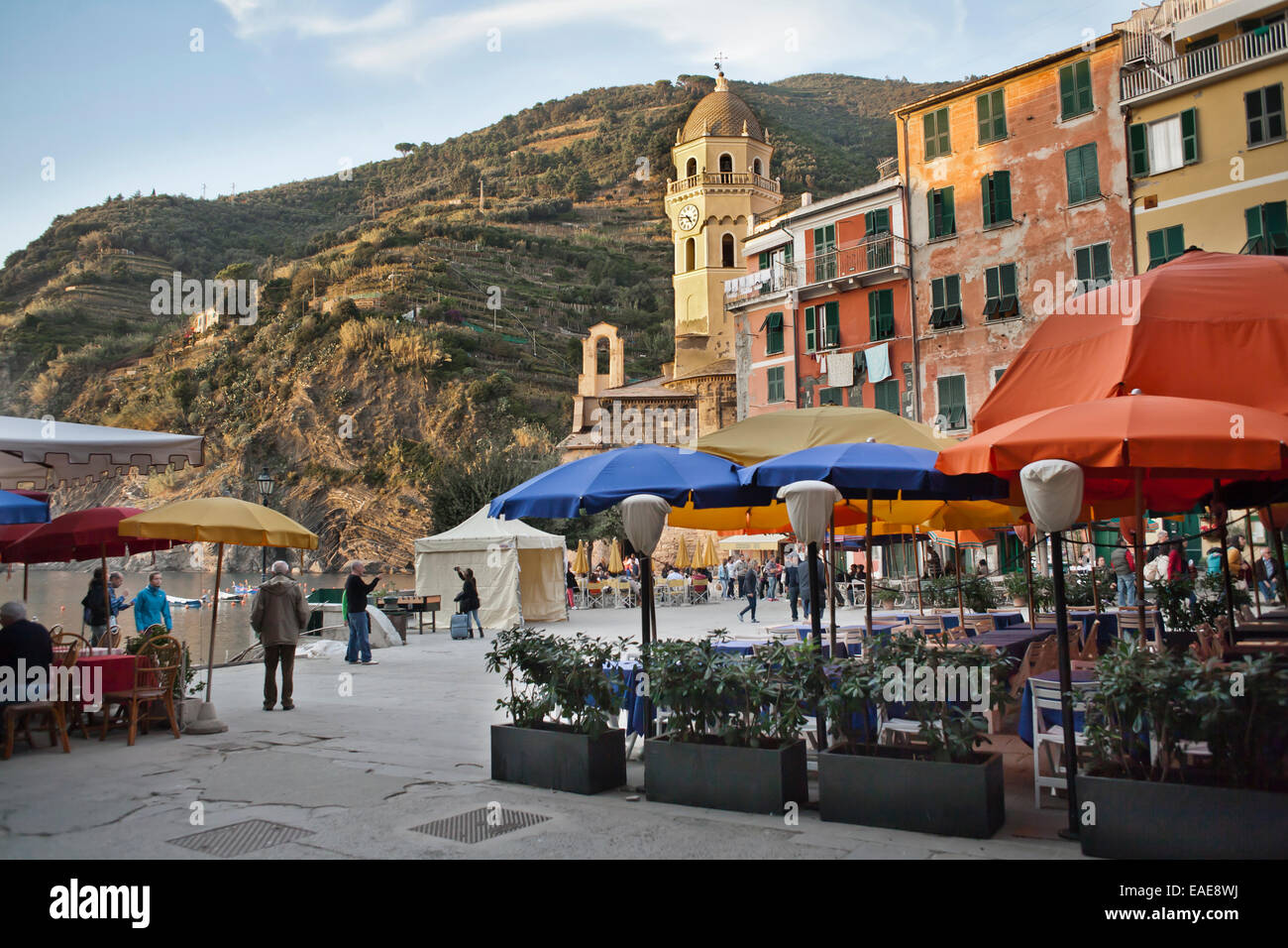 Vernazza harbor, Cinque Terre Italy Stock Photo - Alamy