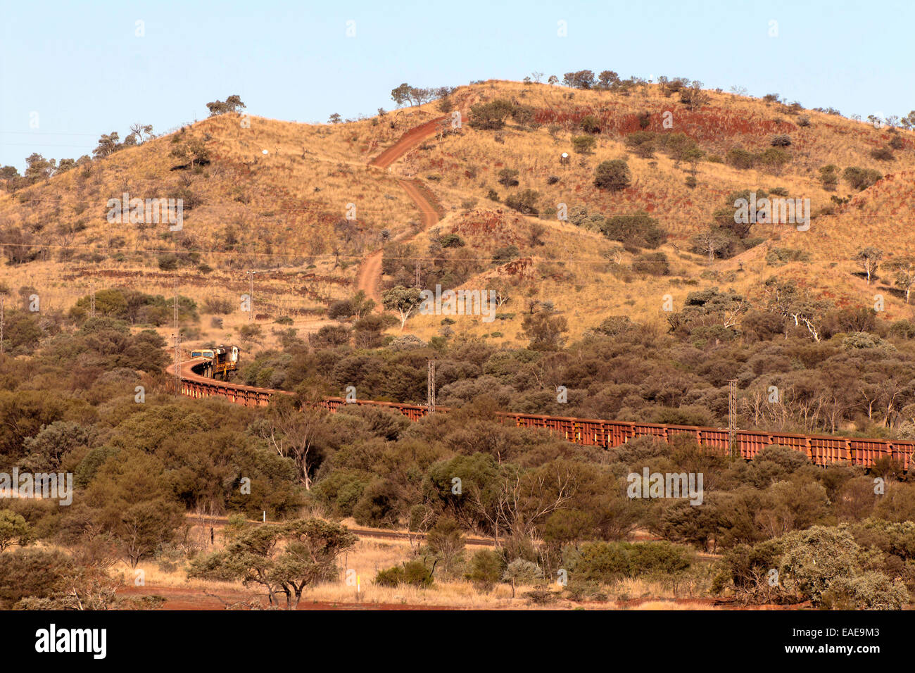 long iron ore train in Australia Stock Photo - Alamy